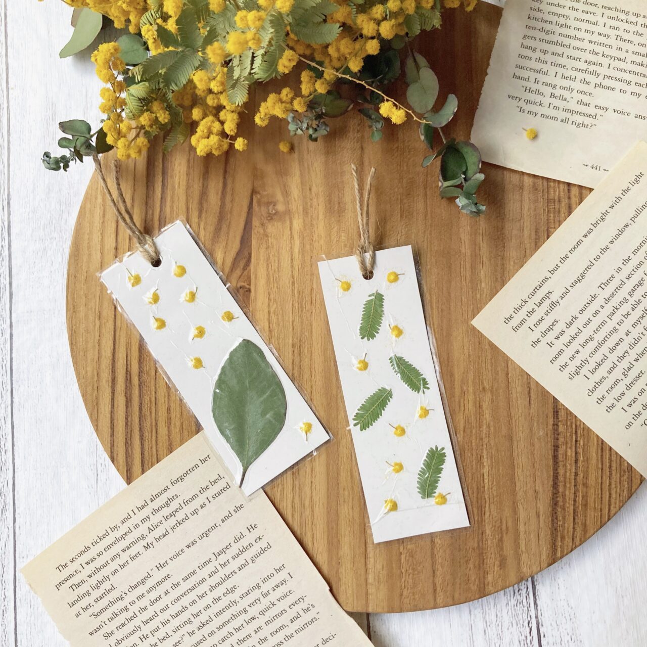 【親子で簡単工作】ミモザを使って春色のしおりを作ろう！ | &あんふぁん